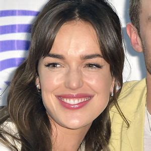 Elizabeth Henstridge Leaked Nude Photos And Videos
