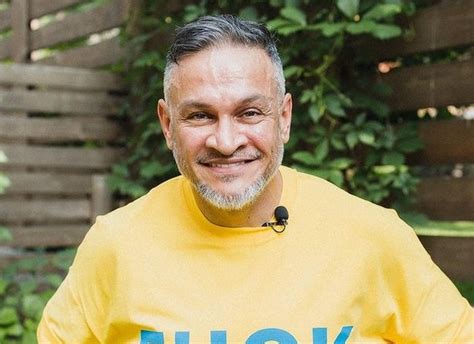 Ектор Хіменес Браво показав як пройшла його операція з пересадки волосся