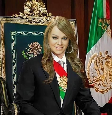 Pin De Sinai Carmona En Memes Frases De Jenny Rivera Fotos De Jenny Rivera Celebridades Bonitos