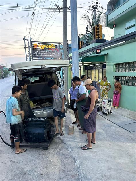 အင်ဂျင်ကရိုင်းဟတ် များကို ေရႊလမင္း စက္မႈလက္မႈ Facebook