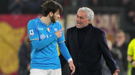 გამაოგნებელია რატომ არ ესაუბრება მწვრთნელი და არ უხსნის რომ ასეთი რამ აღარ უნდა გააკეთოს