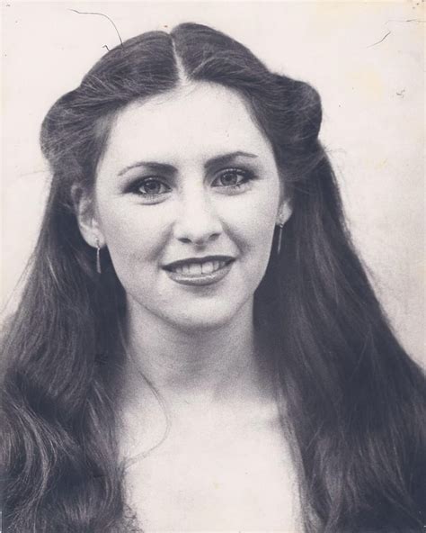 Double Post Of My Beautiful Mum 🖤 Age 18 In 1977 And Age 28 Or 29 A Decade Later For A Dove