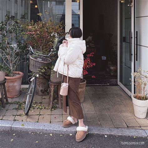 뉴발란스 우먼스 연아다운 트리플 숏다운으로 여성 숏패딩 코디 완성 네이버 블로그