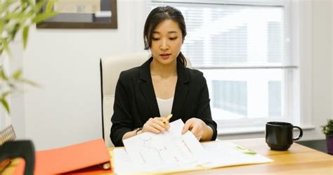 The Role Of The Chairperson 3 Key Responsibilities Explained Boardroom Advisors