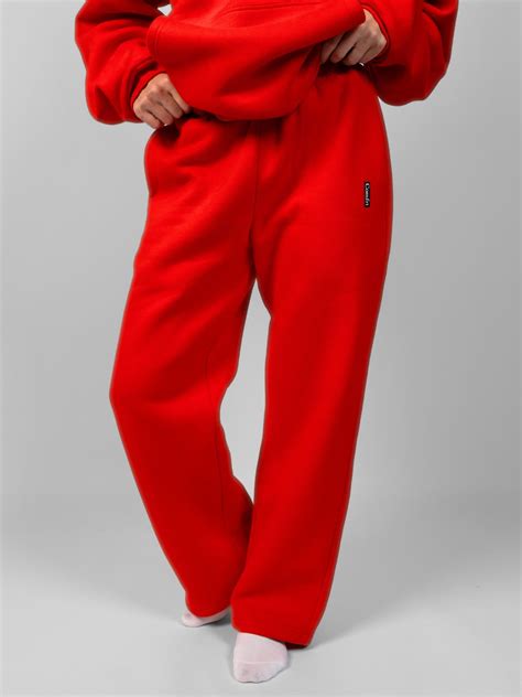 Love Straight Leg Sweatpants — Comfrt