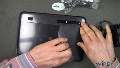 Motorola Xoom Gets Unboxed By Wirefly Video Tablet News
