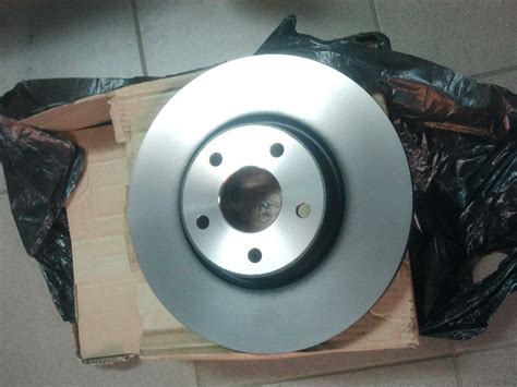 Тормозные диски устали)) — Ford Mondeo IV, 2 л, 2010 года | своими ...