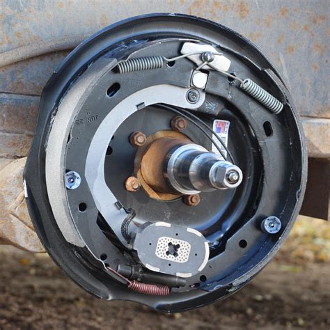 Electric Trailer Brakes Work