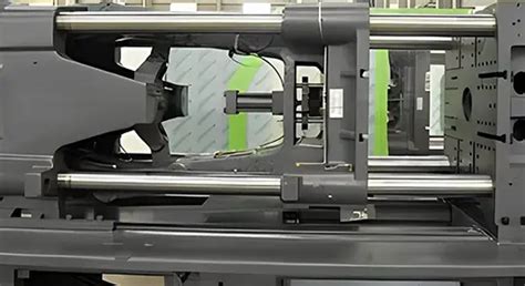 How Does Injection Unit Function In An Injection Molding Machine