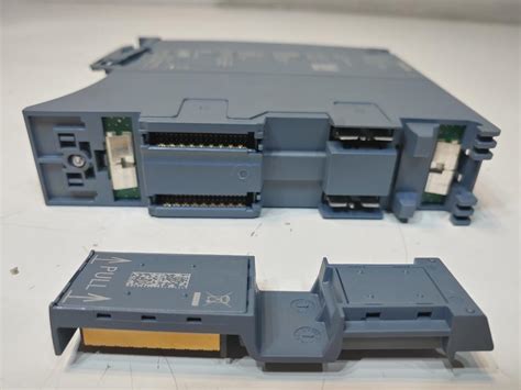 Siemens Simatic S7 1500 Analog Output Module Model 6es7532 5hd00 0ab0