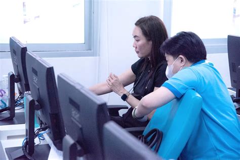 ข่าวสาร Cmubs จัดประชุมผู้บริหารและหัวหน้างาน ทดลองใช้ระบบ Cmu One Planning รองรับการนำเสนอ