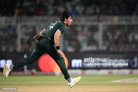 188 Mohammad Wasim Cricket Player Photos And High Res Pictures Getty Images