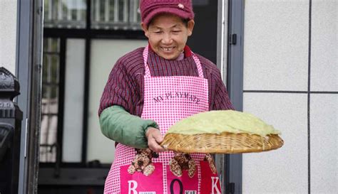 雷池镇传统美食豆丝飘香 邻里互助共迎新年 望江新闻网