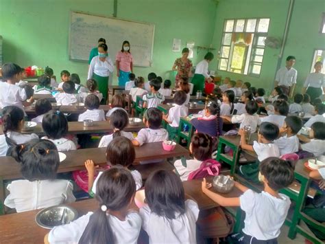 ဒဂုံမြို့သစ် အရှေ့ပိုင်း မြို့နယ် အမှတ် ၁ အခြေခံပညာမူလတန်းကျောင်း၌ ကျောင်းသား၊သူများအတွက