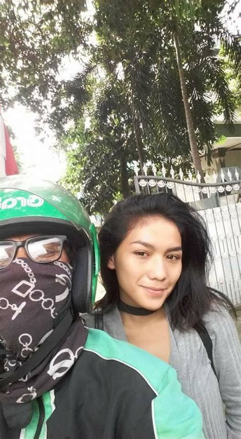 Driver Ojek Online Ini Bikin Iri Penumpangnya Cewek Cewek Cantik Dan Bule KASKUS