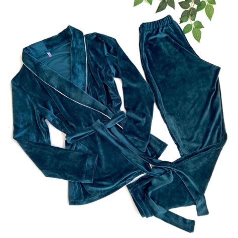 Піжами та одяг для дому та сну Home Facebook