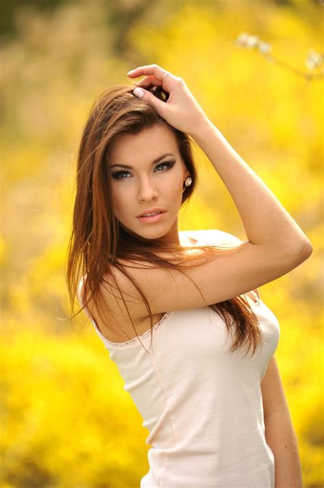 Piekne Dziewczyny Zdjęcia Darmowe Pobieranie Na Freepik