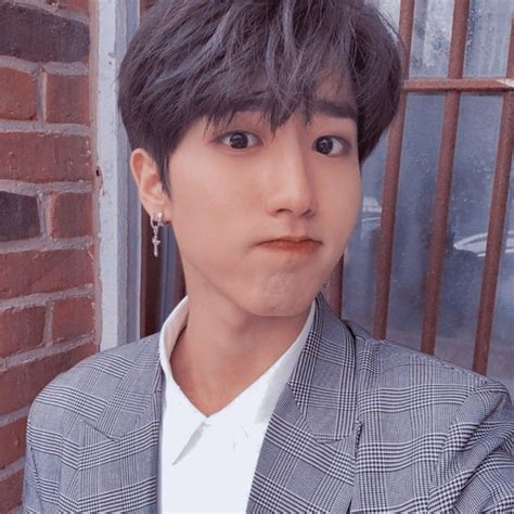 𝑯𝑨𝑵 𝑺𝑻𝑹𝑨𝒀 𝑲𝑰𝑫𝑺