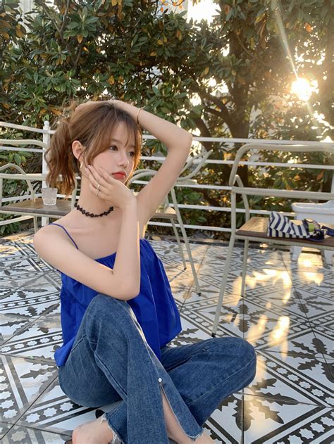 델룩 흠뻑쇼워터밤페스티벌룩 망고나시 파랑나시 세미크롭 나시 티셔츠