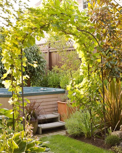 30 Hot Tub Deck Ideas Perfect For Outdoor Entertaining
