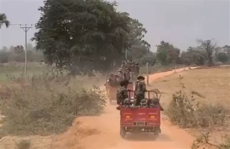 ရွှေ မုဆိုး ရွှေ မုဆိုး Added A New Photo