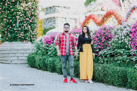 ඒ දෙන්නගේ හැඩ බලන්නකෝ ” අලුත බැන්ඳ ගායක අශාන් ප්‍රනාන්දුගෙයි කුමුදිගෙයි ප්‍රී ෂූට් එකේ