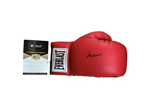 Muhammad Ali Signed Boxing Glove Gold Star Memorabilia