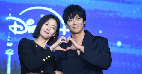 “이 사람 참 멋져”…‘비주얼 투샷 전지현·강동원 첩보 멜로 ‘북극성에 들끓는 기대감 [ss현장]