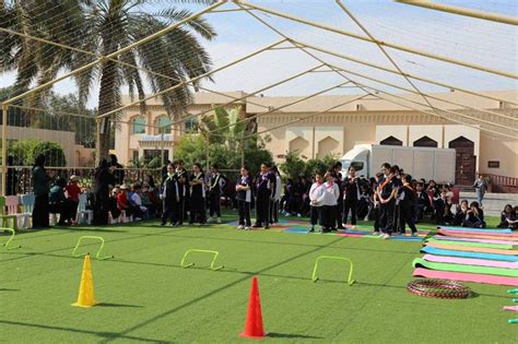 أحيا بنشاط وحيوية شعار اتحاد المرأة في اليوم الرياضي الوطني صحيفة