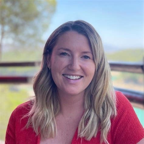 Stephanie Simms Linkedin