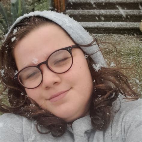 ნინი ნინიძე Youtube