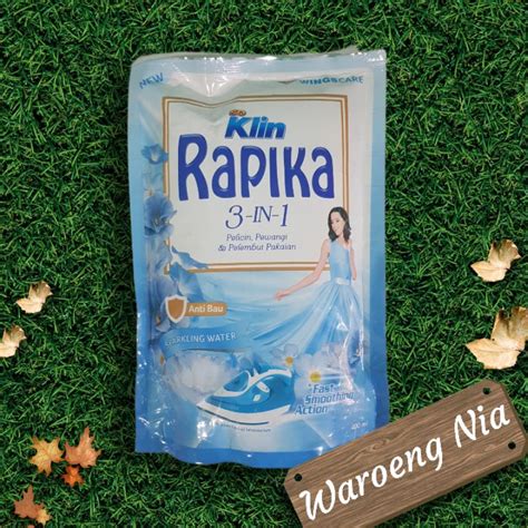 Jual Rapika Biru Pelicin Dan Pewangi Pakaian Sparkling Water Refill 400 Ml Shopee Indonesia