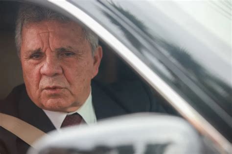 Bolsonaro Está “abatido” Diz Fraga Após Visita Em Prisão Domiciliar