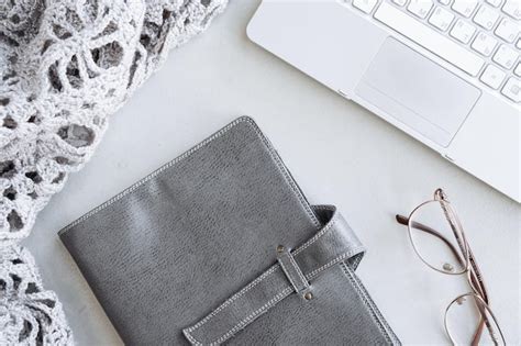 Premium Photo Selective Focus Table Businessman Hand Write Notebook Mobile Phone Laptop