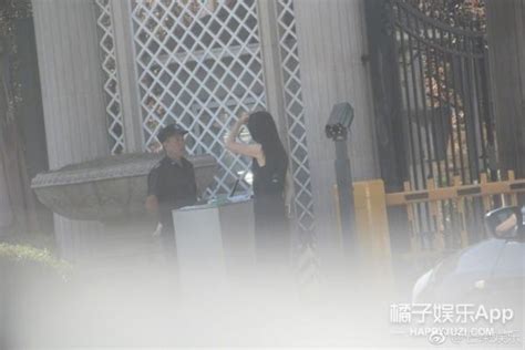 还记得《至尊红颜》里的徐盈盈吗？她现在长这样啦