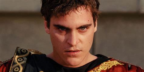 Gladiator 2s Commodus Replacement Is Still Missing The Best Part Of Joaquin Phoenixs Villain