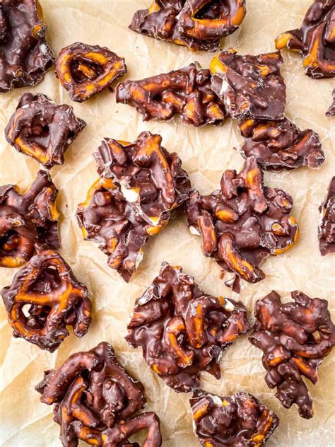Chocolate Pretzel Bark Cook Fast Eat Well