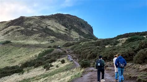Iconic Arthurs Seat Landmark Shut As Crews Battle Wildfire Lbc