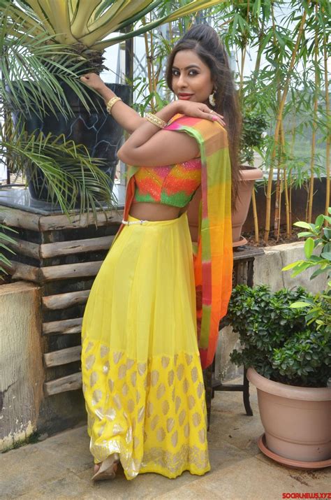 Actress Sree Reddy Stills From Dandiya Navrang Utsav 2016 Launch