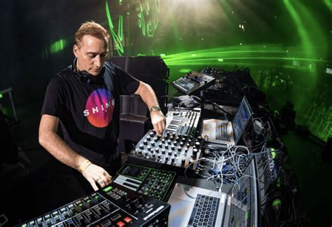 15 Most Famous Djs In The World