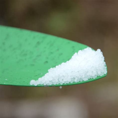 【公司貨 品質保證】尿素速效氮肥养花卉种蔬菜果树家用盆栽通用型氮磷钾复合肥料化肥 Yahoo奇摩拍賣