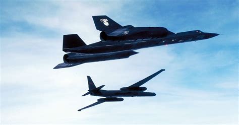 Sr 71 Blackbird 10 Datos Sorprendentes Sobre El Avión Espía Más Rápido