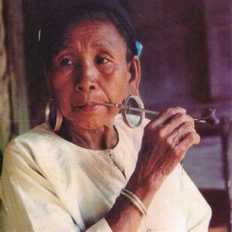 သက္တုိင္းရင္းသားယဥ္ေက်းမႈရုိးရာဓေလ့စရုိတ္