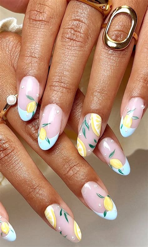 La Manicura Lemon Nails Es Divertida Alegre Y Resalta El Bronceado