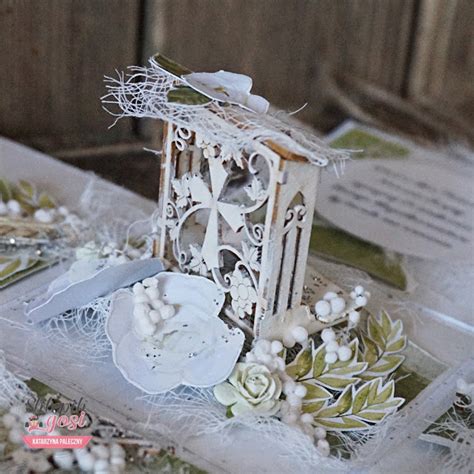 Sklepikgosi Komunijny Exploding Box