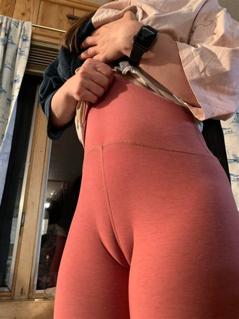 Onlywedgiez Gives Self Pussy Wedgie Sadielexxxington
