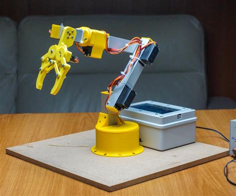 Braccio Robotico Controllato Da Arduino E Interfaccia Touch 12 Steps