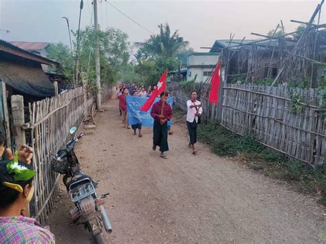 ယင်းမာပင်တွင် စစ်အာဏာရှင် ဆန့်ကျင်ရေး မြောက်ခြမ်း သပိတ်အင်အားစု ချီတက် သပိတ်မှောက် Khit Thit Media