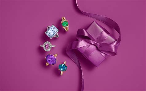 Guide To Cocktail Rings Blue Nile