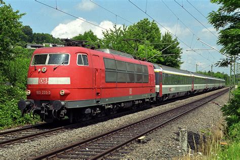 103 233 In Stuttgart Dachswald